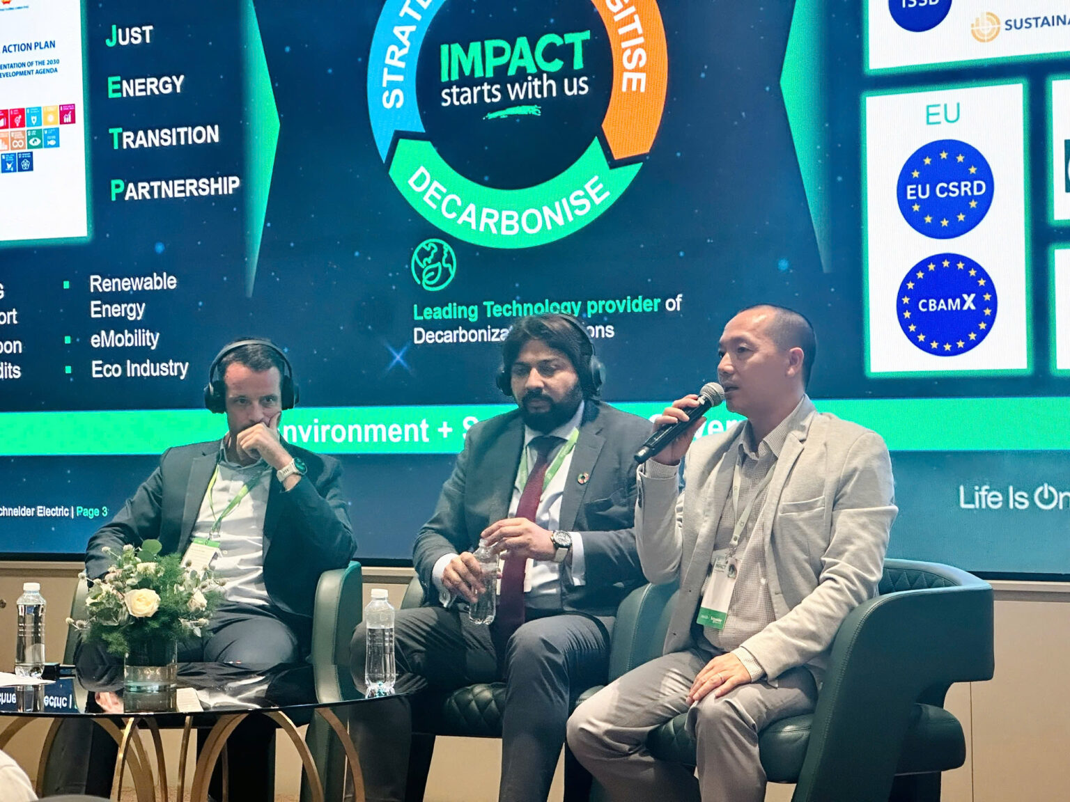 ESEC accompanies Schneider Electric with Innovation Summit 2024 – East ...